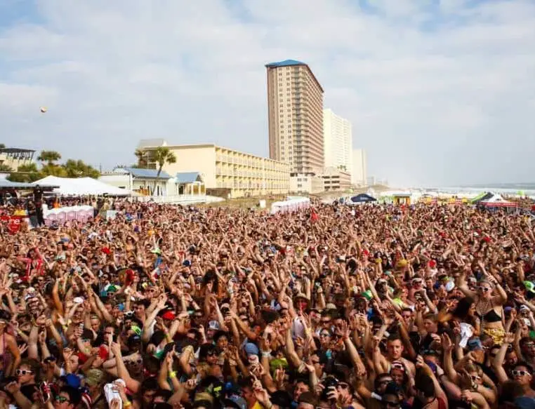 Top Spring Break Spots and Drinks According to Science