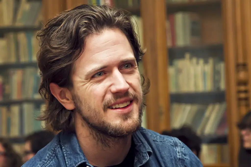 Pierce Brown’s 'Iron Gold' Is the Follow-Up His 'Red Rising' Trilogy ...